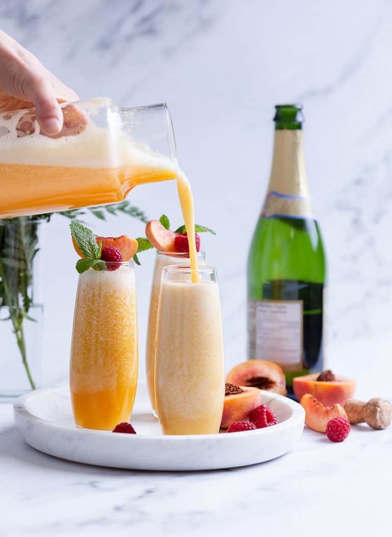Non Alcoholic Peach Bellini Recipe | Virgin Bellini Recipe | Easy Mocktail