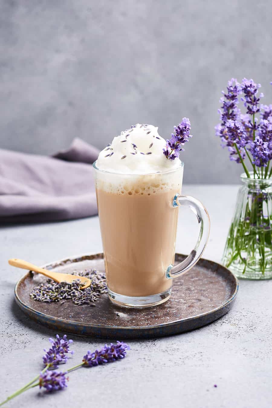 Homemade Lavender Latte Recipe - Mocktail.net
