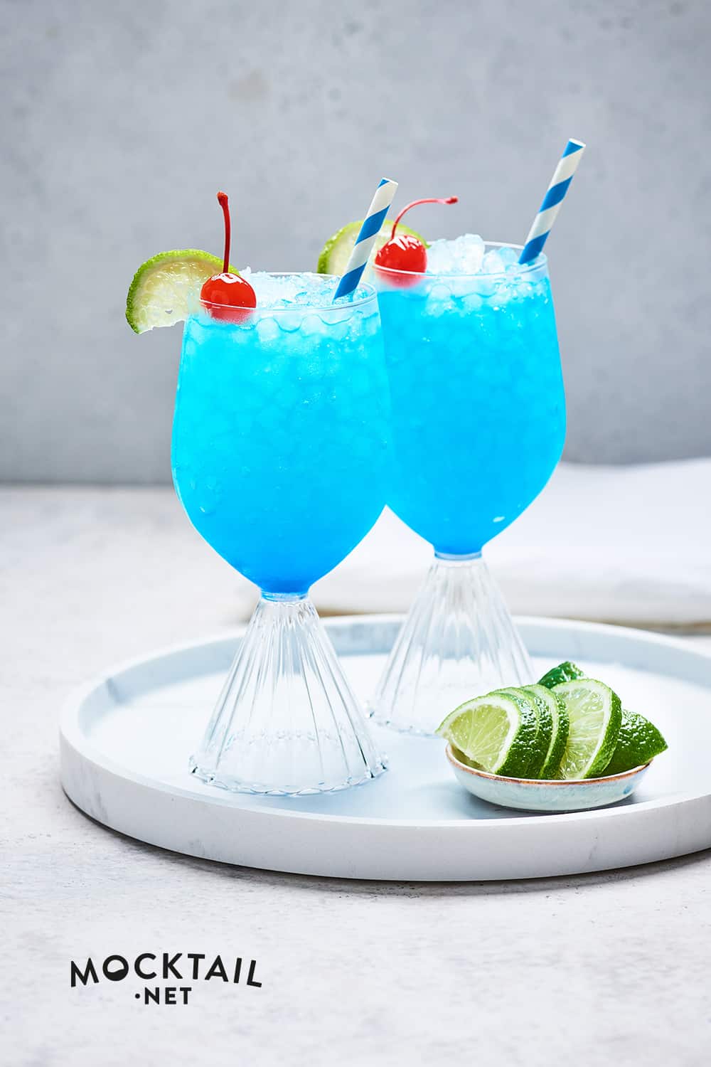 Blue Mocktail Blue , Blue Mocktail Recipe Thats Healthy and Easy To ...