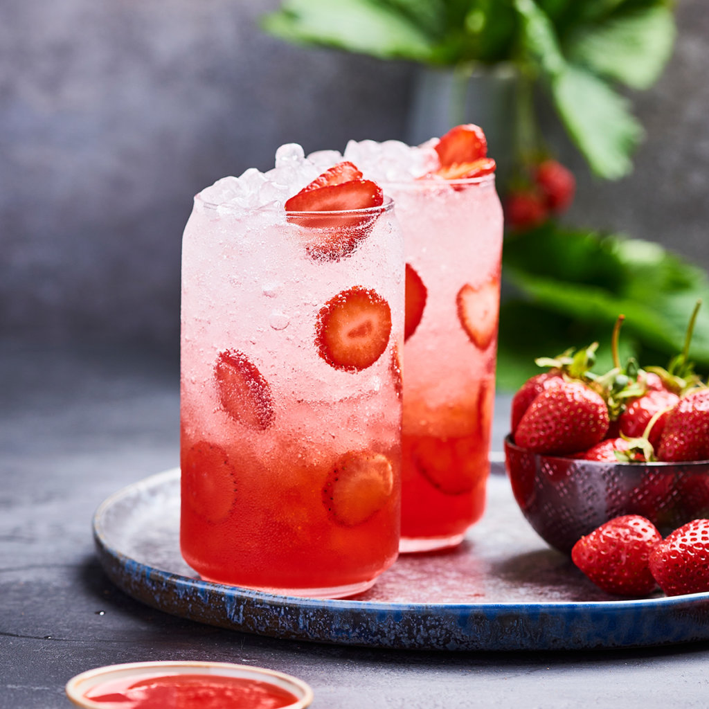 Homemade Strawberry Soda - Mocktail.net
